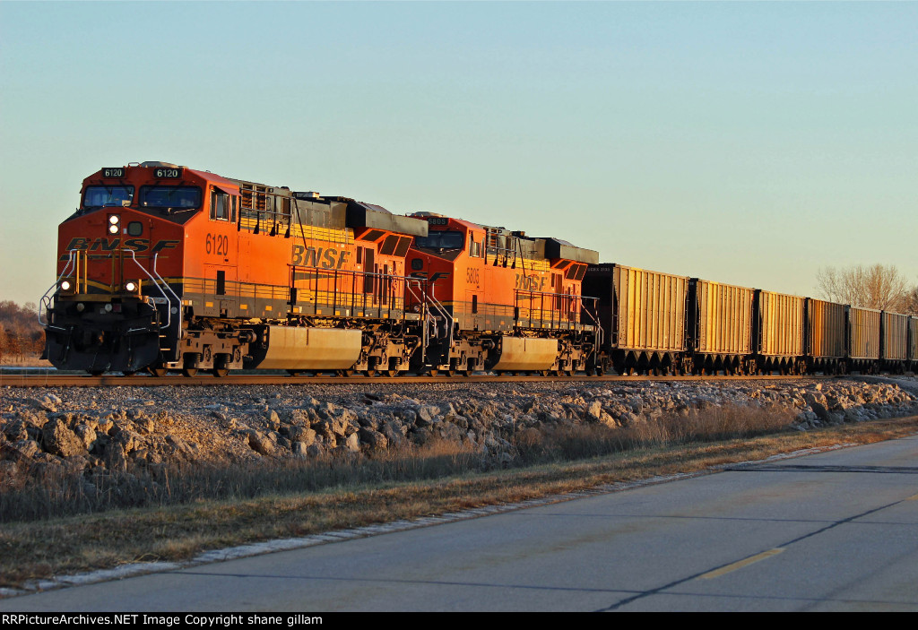 BNSF 6120 Heads Nb.